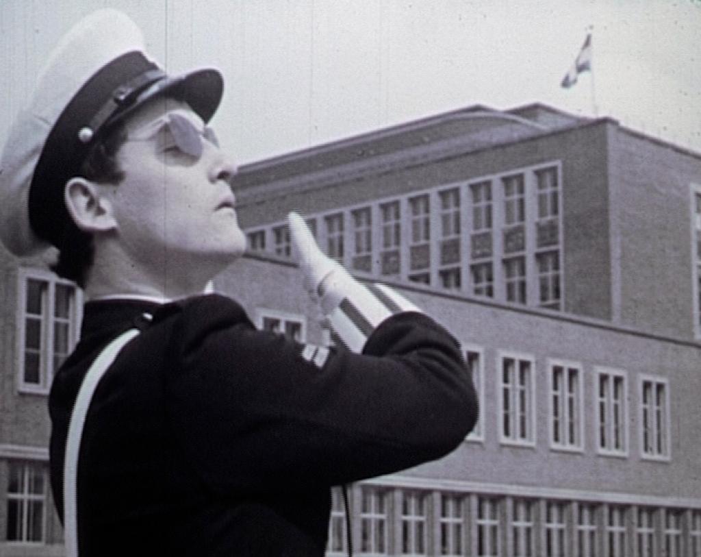 Filmatelierdenhaag.nl :: Uit Kasten & Kluizen - 14 april